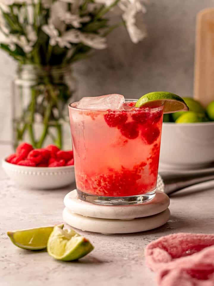 Fresh Raspberry Margarita – 5-Minute Summer Cocktail – Real Food with Sarah