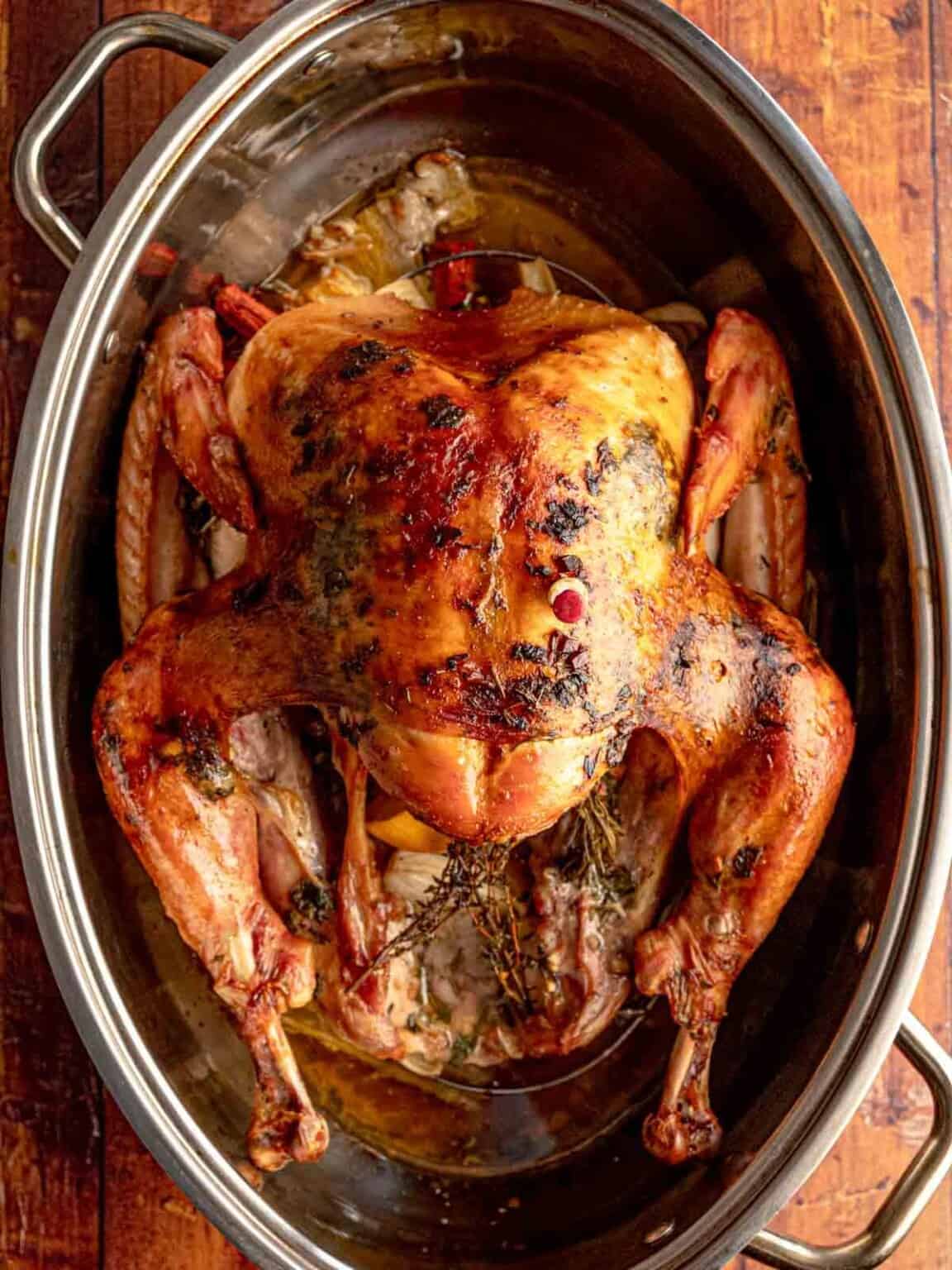 How to Roast a Thanksgiving Turkey (Juicy, No-Fuss Method) – Real Food ...