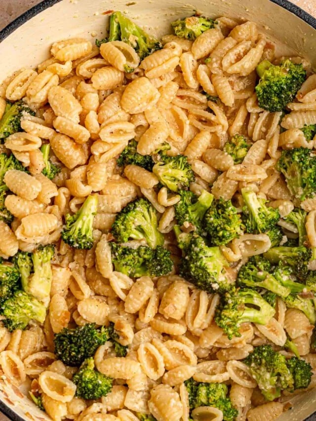Cavatelli Pasta with Broccoli & Garlic (Ready in 20 Minutes) – Real ...