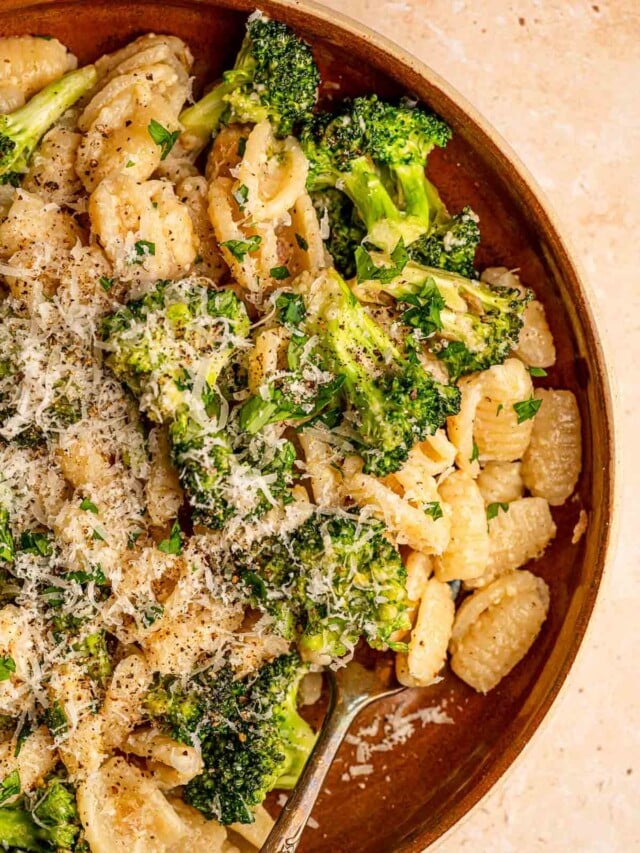 Cavatelli Pasta with Broccoli & Garlic (Ready in 20 Minutes) – Real ...